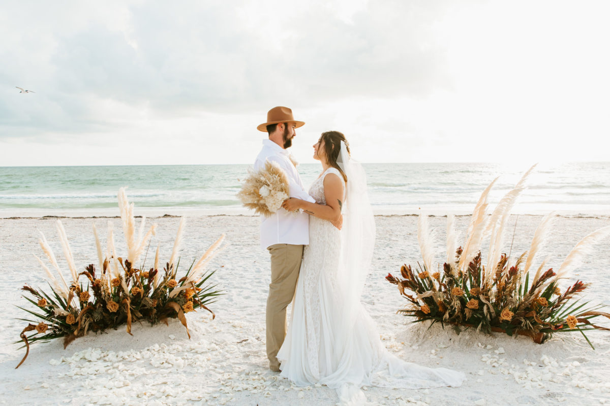Minimalist Bliss | Tide The Knot Beach Weddings